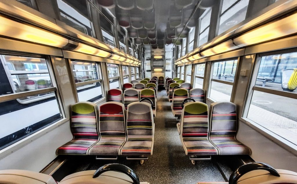 Casablanca planche sur son RER - InfoMaroc