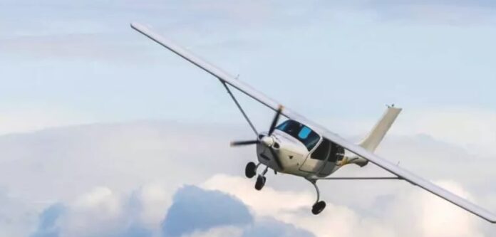 Deux Français perdent la vie dans le crash d’un petit avion près d’Al ...